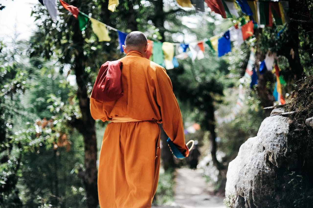 Walking meditation - TEMPLE OF UMI
